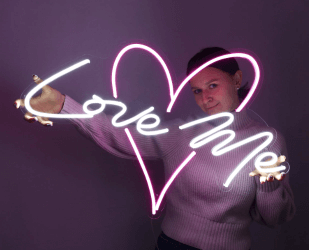 Custom Indoor Neon Signs India | NeonChamp